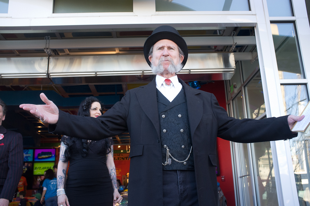 Ward Hall: King of the Sideshows | Shocked and Amazed!